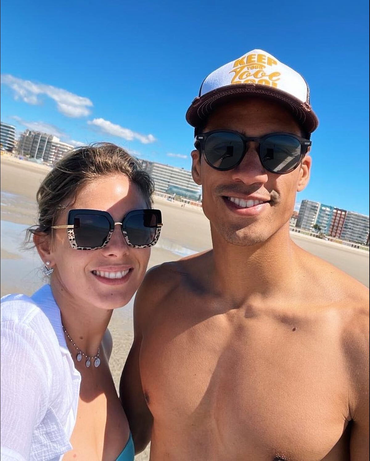 Photo : Raphaël Varane et sa famille au Touquet - Purepeople