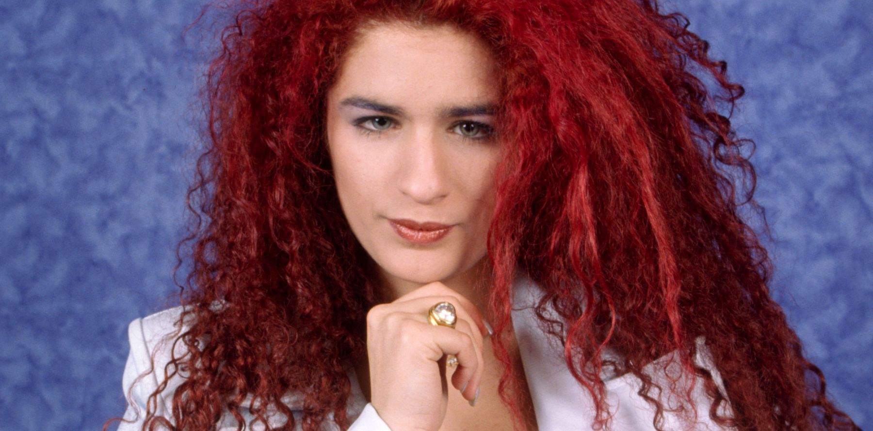 Larusso révèle comment elle a géré le succès après "Tu m'oublieras", 23 ...