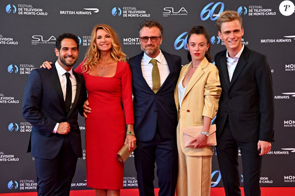 Samy Gharbi, Ingrid Chauvin, Alexandre Brasseur, Camille Genau et ...