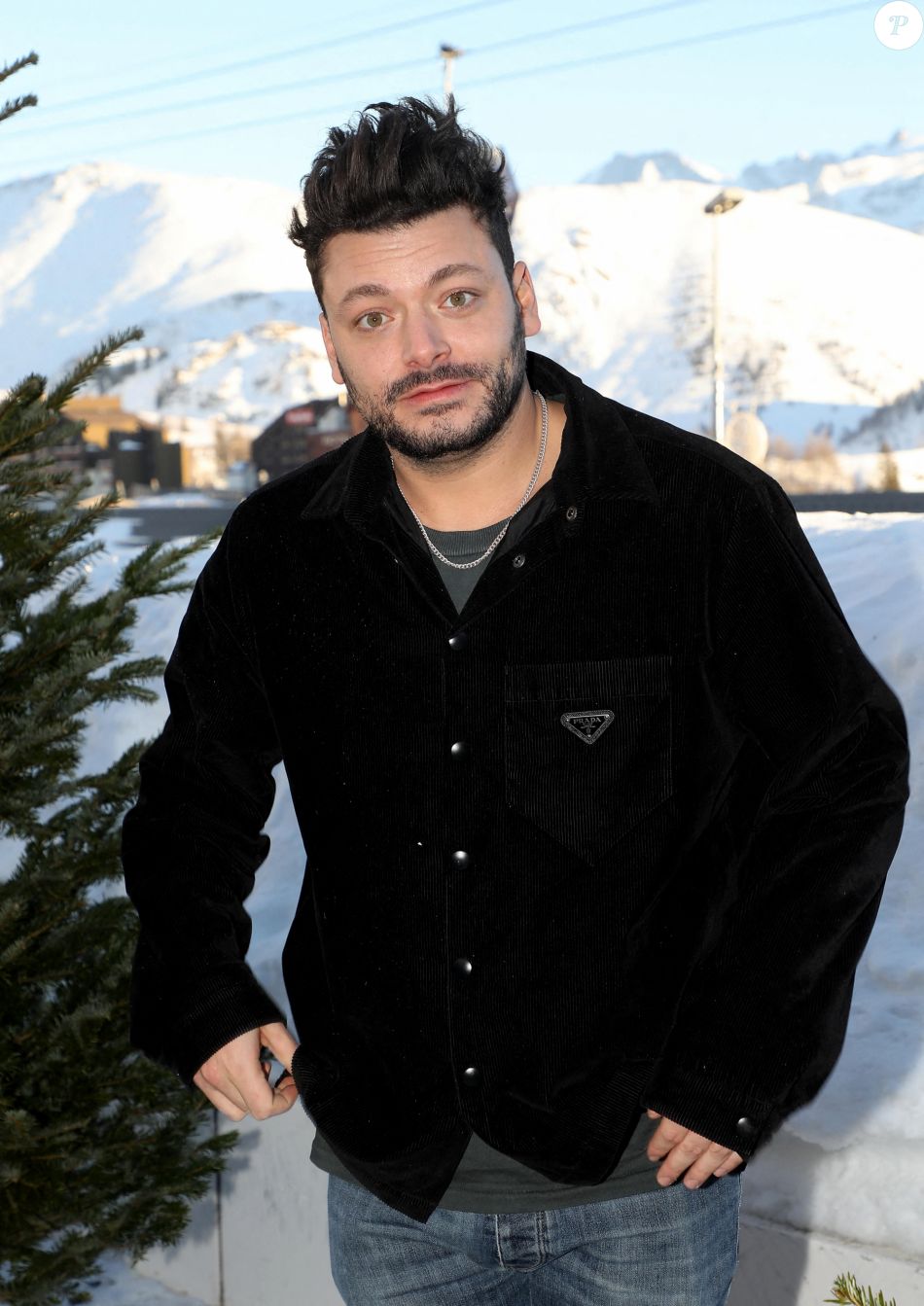 Kev Adams au photocall du film Maison de retraite lors de la 25ème ...