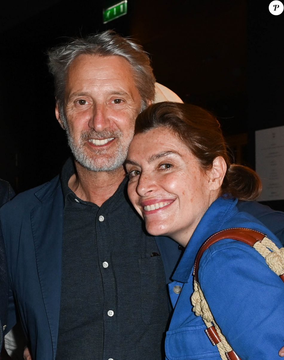 Antoine de Caunes et sa femme Daphné Roulier - People au spectacle de ...