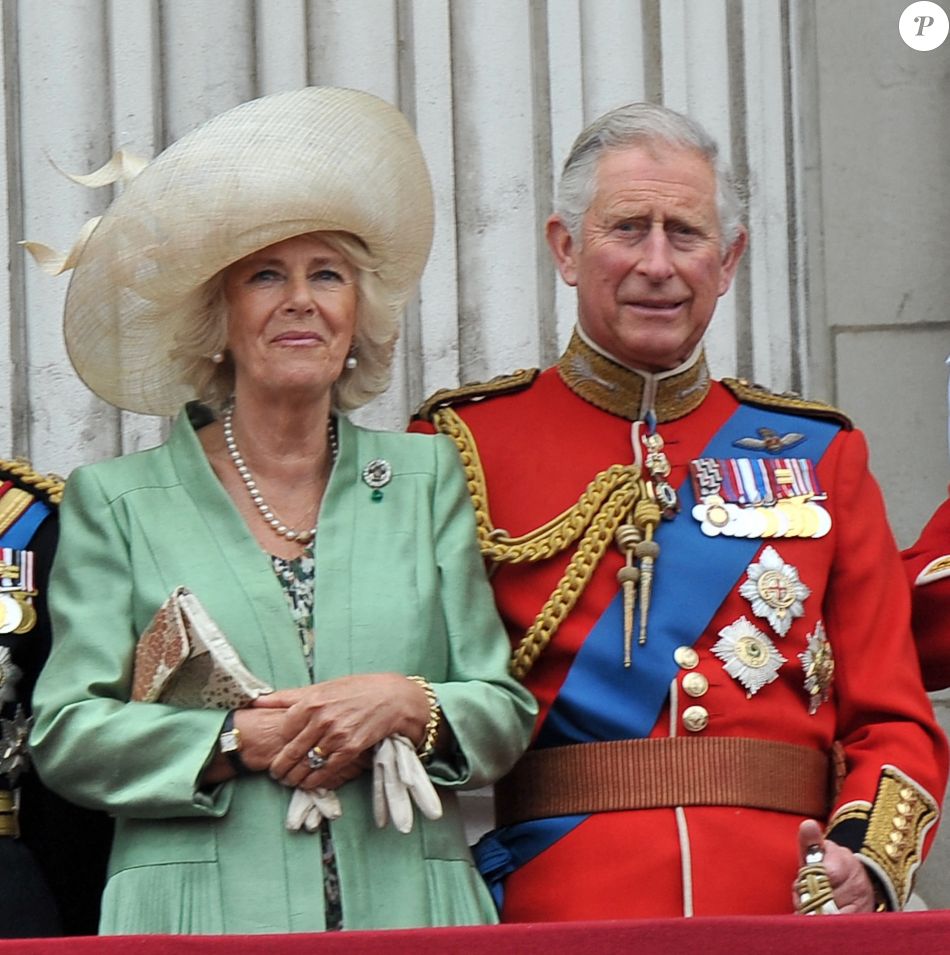 Camilla Parker-Bowles, le prince Charles - La famille royale d ...