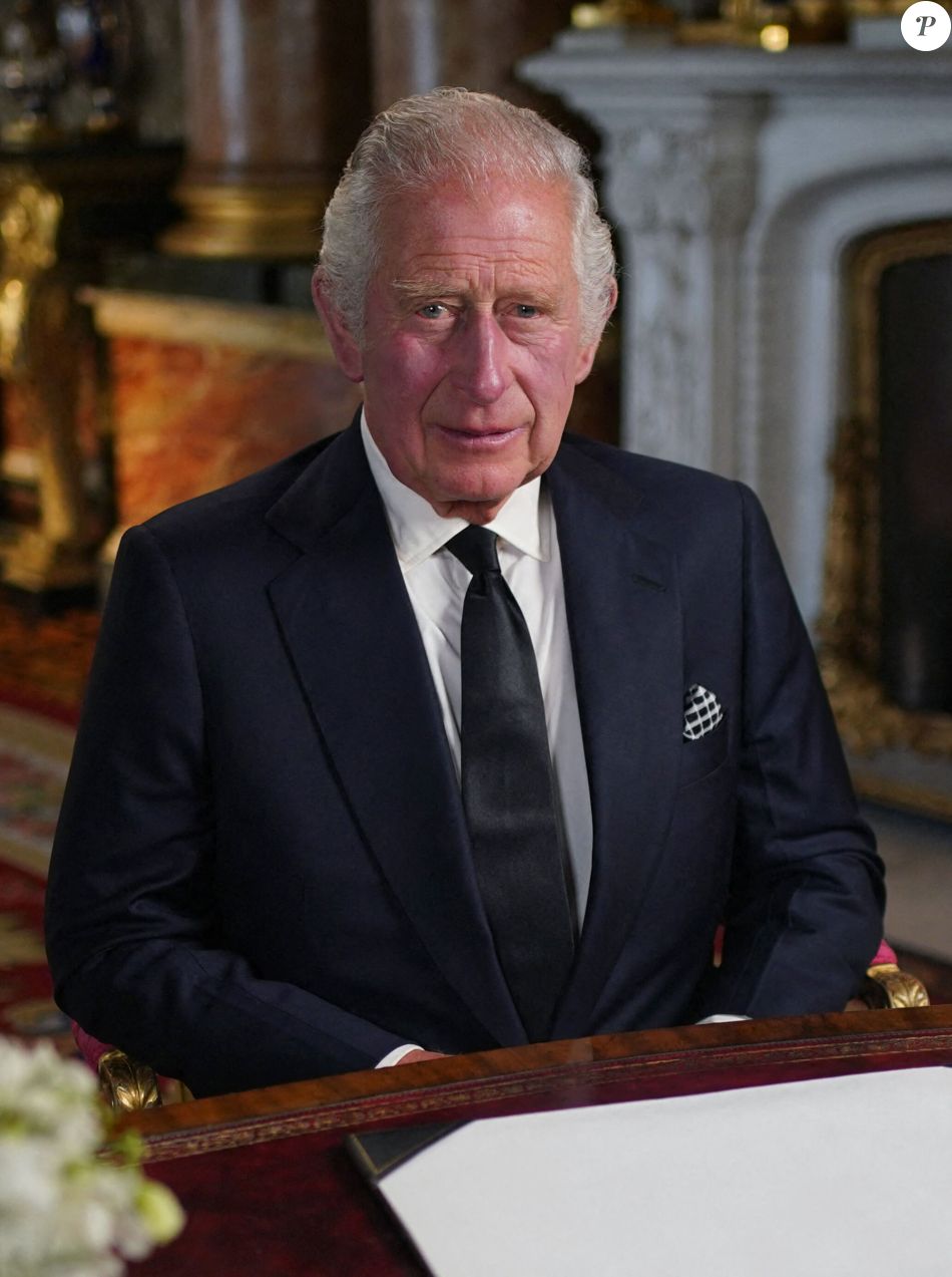 Le roi Charles III d'Angleterre prononce son discours à la nation et au ...