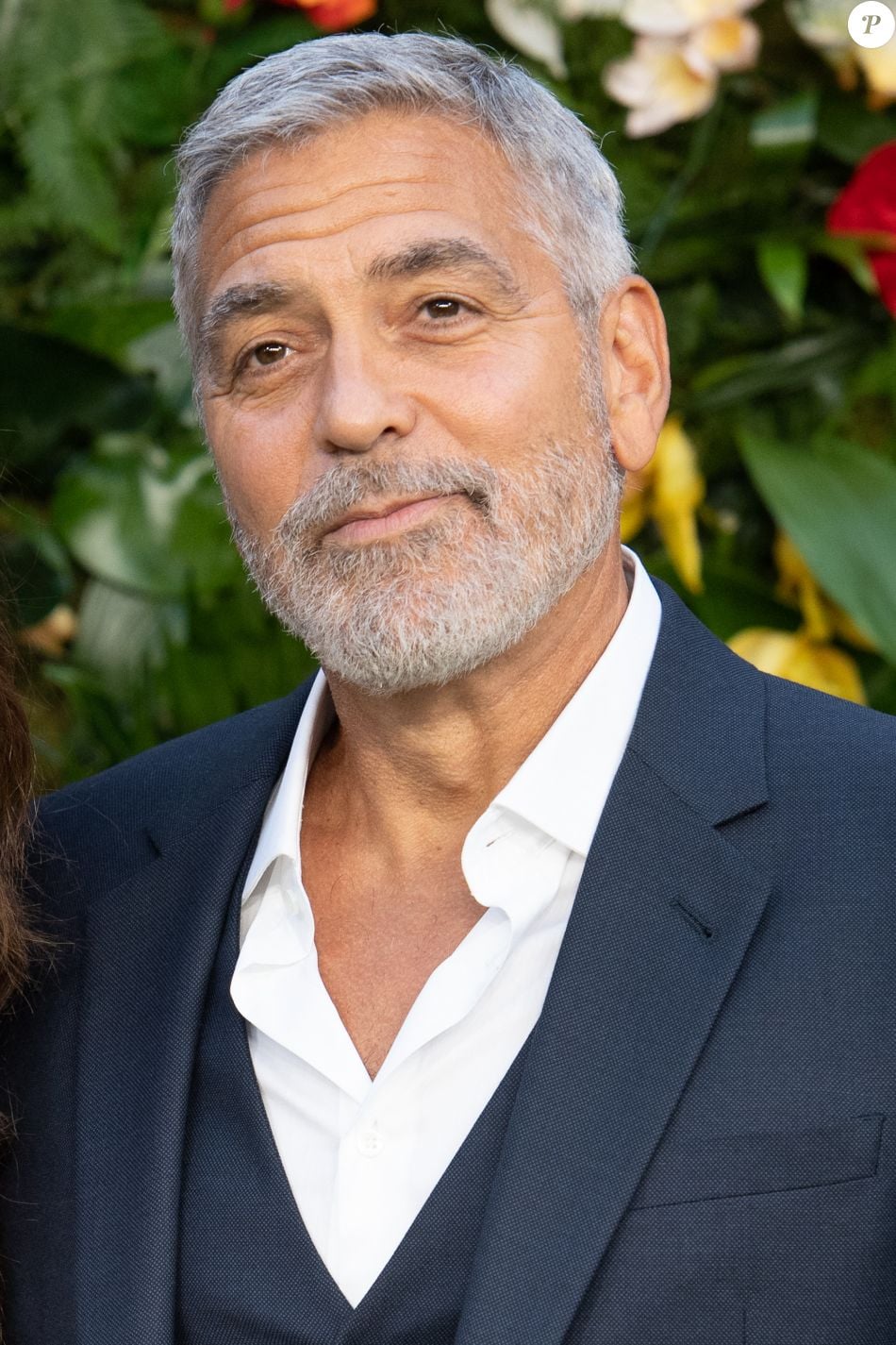 George Clooney à la première du film Ticket To Paradise à Londres, le 7 ...