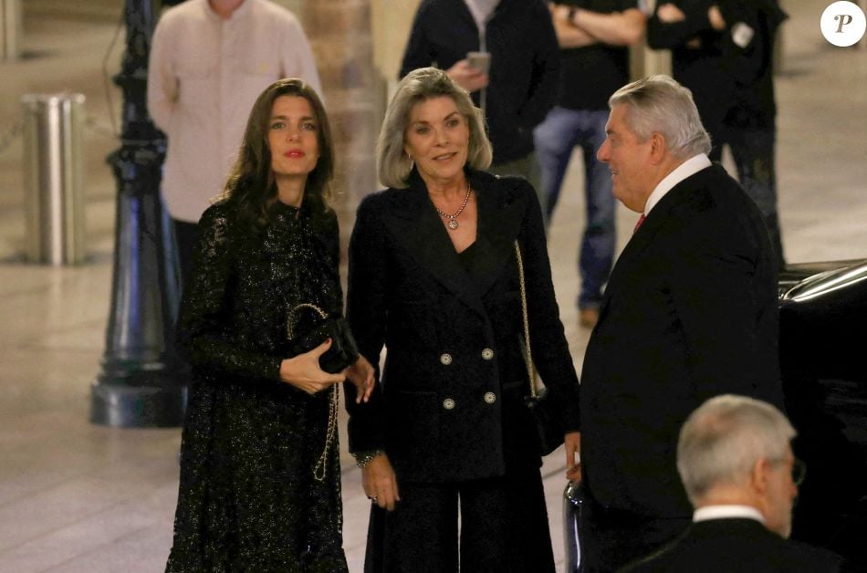 Charlotte Casiraghi, la princesse Caroline de Hanovre et Pierre Dartout ...