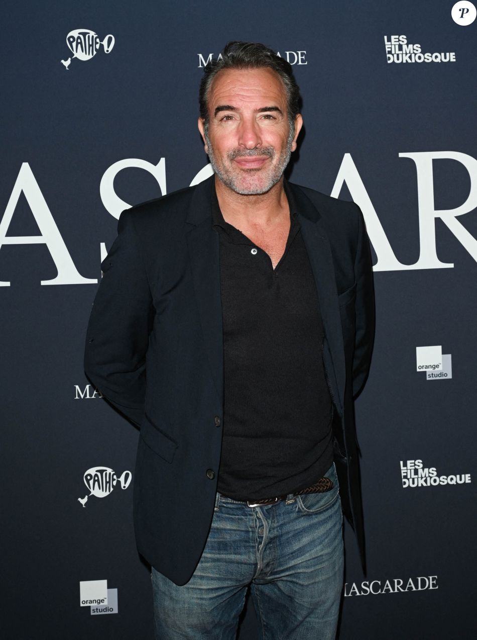Jean Dujardin - Avant-première du film Mascarade au cinéma Pathé Wepler ...