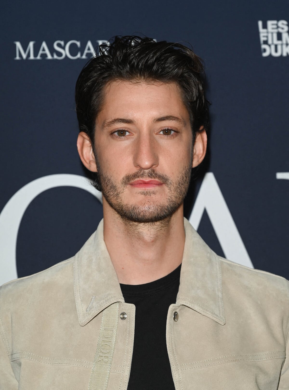 Photo : Pierre Niney - Avant-première du film "Mascarade" au cinéma ...