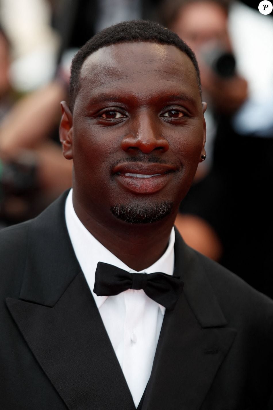 Omar Sy - Montée des marches du film Top Gun : Maverick lors du 75ème ...