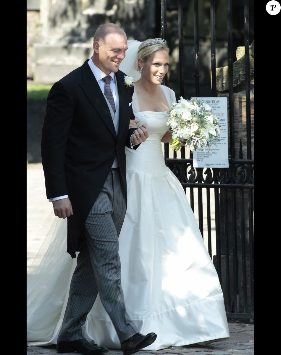 Mains baladeuses, proximité... Un homme marié de la famille royale ...