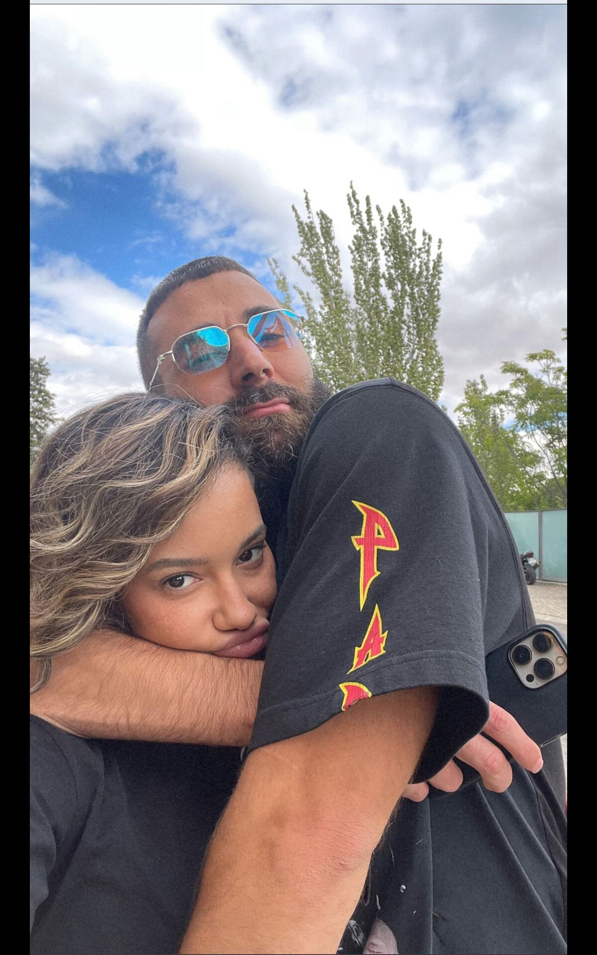 Photo : Karim Benzema et sa compagne, une rare photo postée par le ...