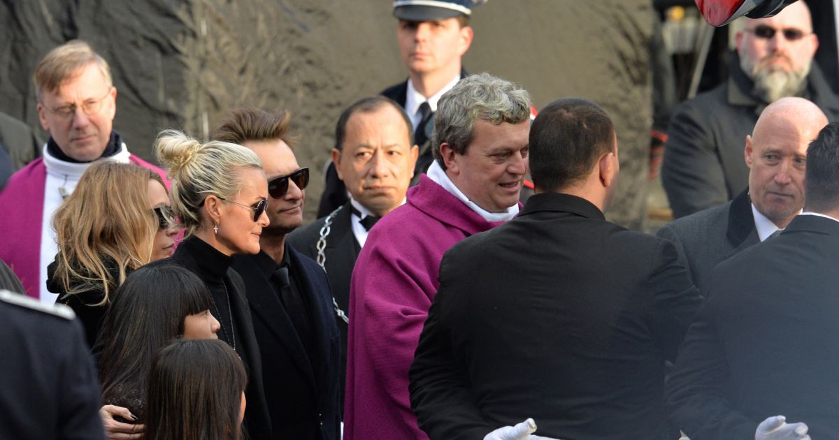Laeticia Hallyday, ses filles Joy et Jade, Laura Smet, David Hallyday ...