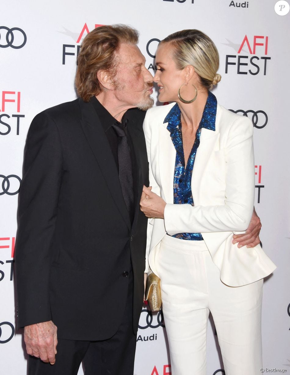 Johnny Hallyday et sa femme Laeticia Hallyday lors de la première de ...