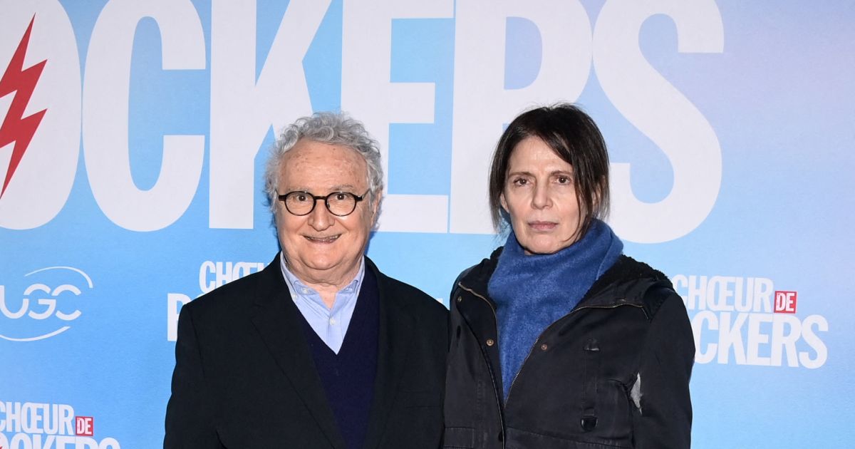 Daniel Prevost et sa femme Françoise à l'avant-première du film Choeur ...