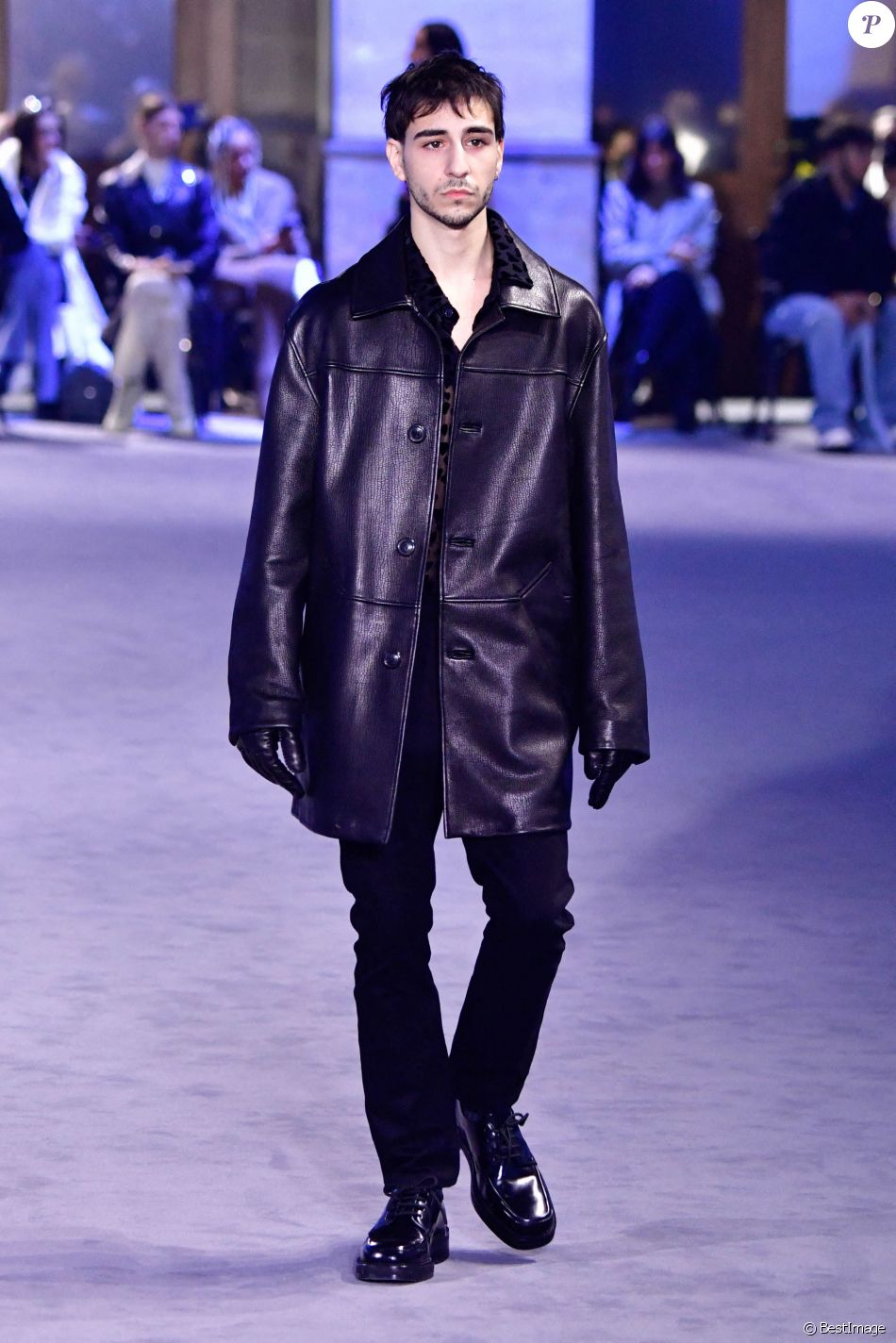 Ben Attal - Défilé de mode prêt-à-porter automne-hiver 2022/2023 AMI ...