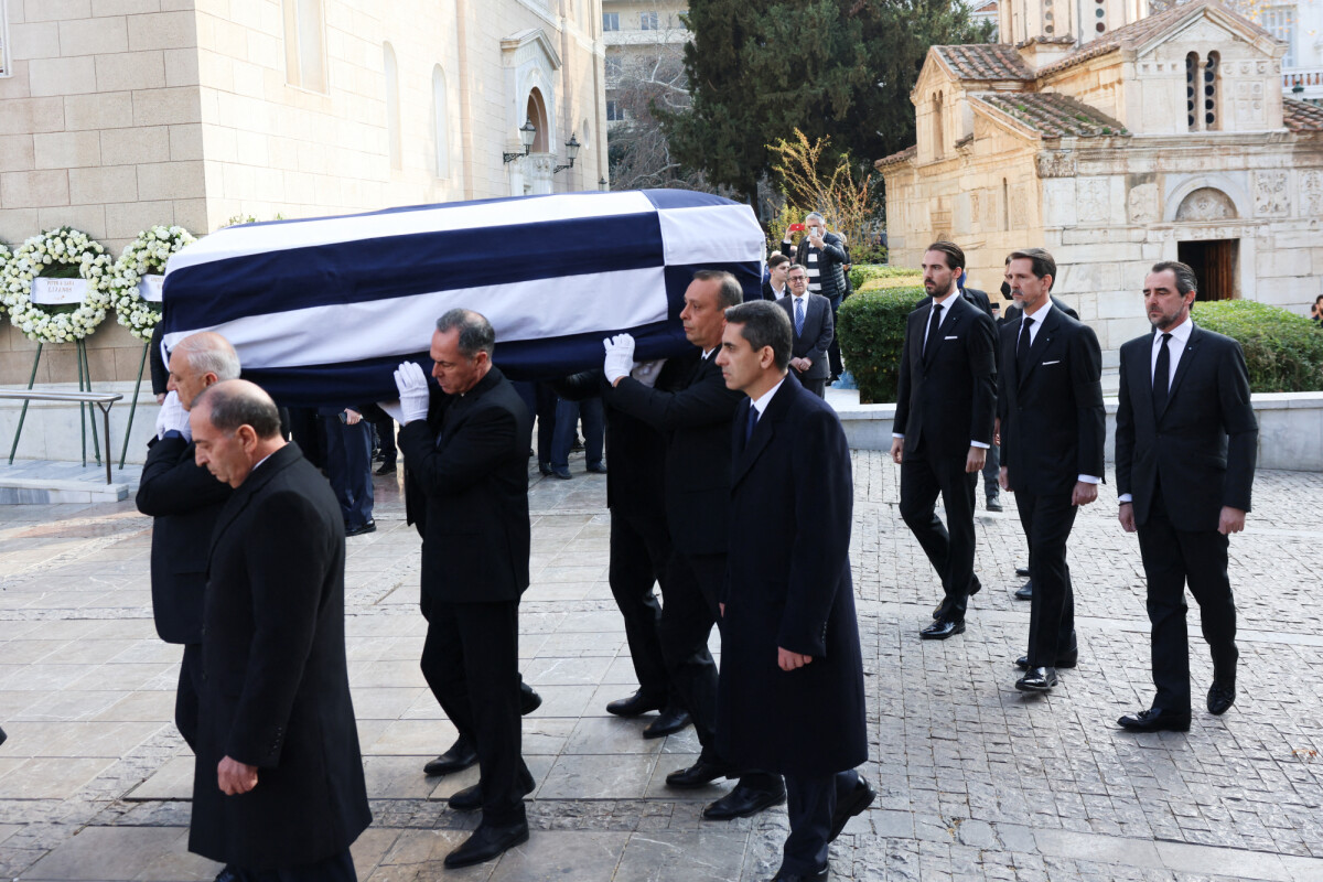 Photo : Le prince Philippos, le prince Paul (Pavlos), le prince ...