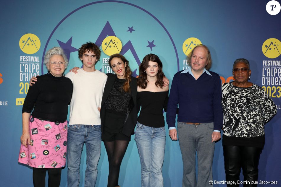 Claire Guillon, Loup Pinard, Victoria Bedos, Brune Moulin, Philippe ...