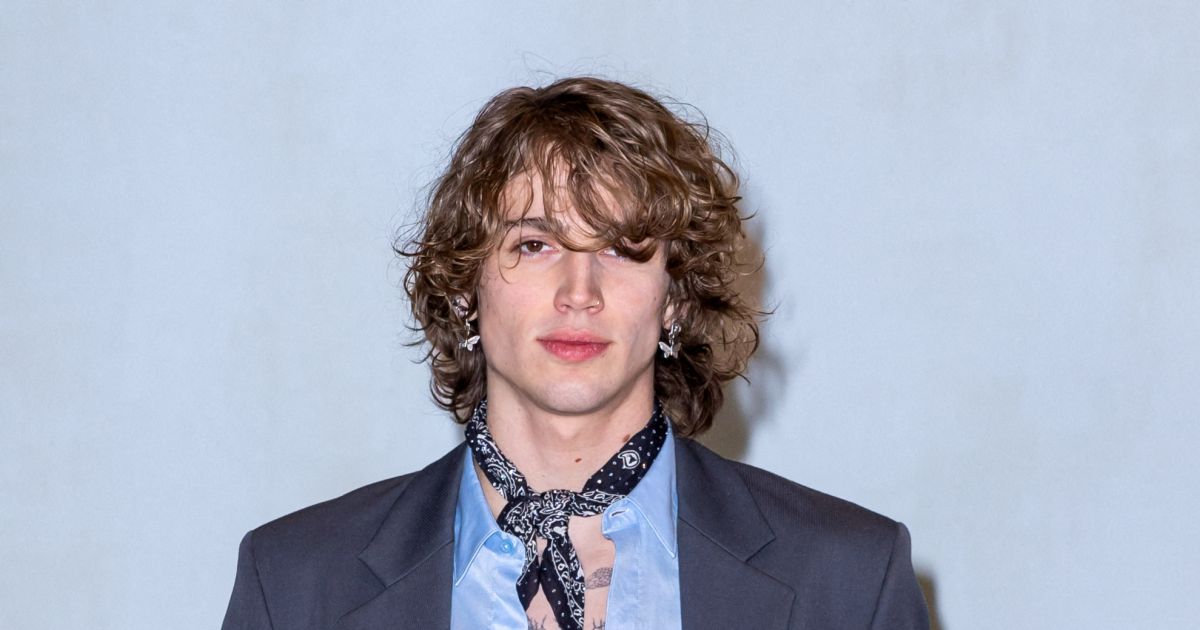 Vinnie Hacker - Photocall du défilé de mode Hommes AMI prêt-à-porter ...