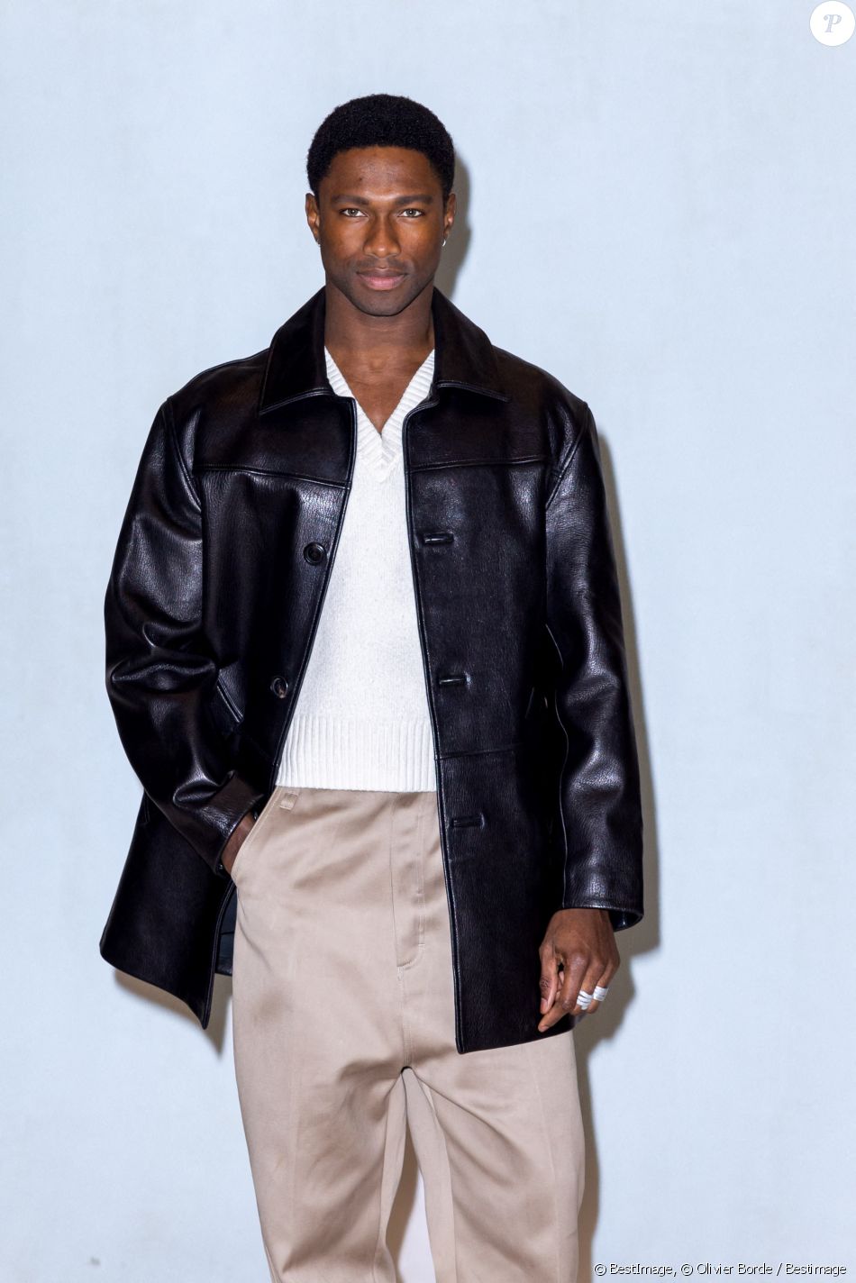 Sadiq Desh - Photocall du défilé de mode Hommes AMI prêt-à-porter ...