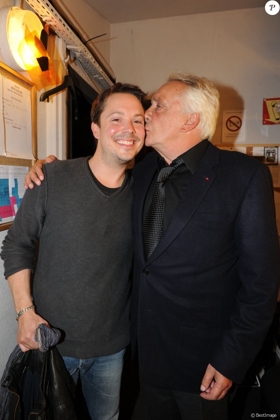 Davy Sardou, Michel Sardou - Davy Sardou et Francis Huster sur scene ...