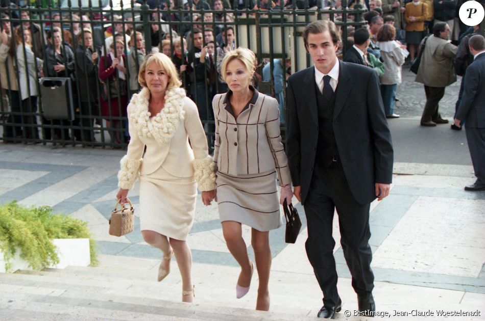 Archives - Élisabeth Haas (Babette), Ivana Gobbi et un invité - Mariage ...