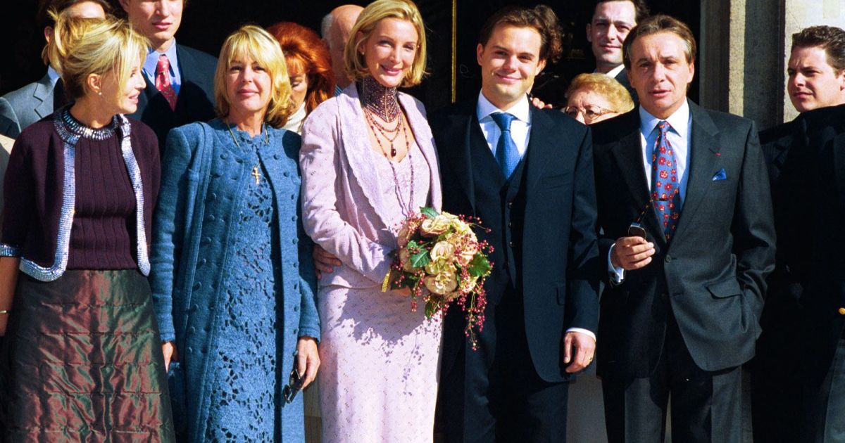 Mariage de Romain Sardou avec Francesca Gobbi à Paris, en présence de ...