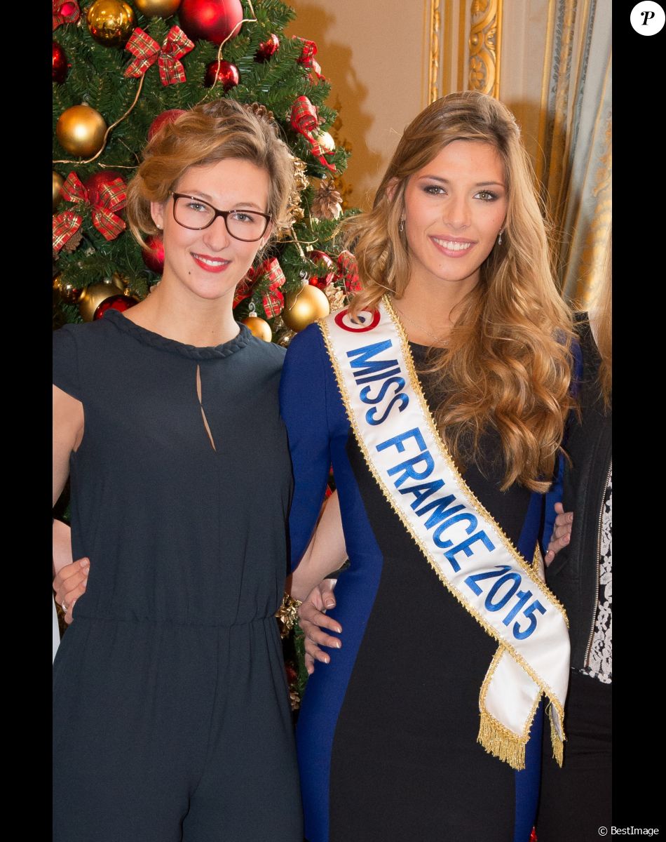 Camille Cerf a une soeur jumelle : rares photos de Mathilde qui n'est ...