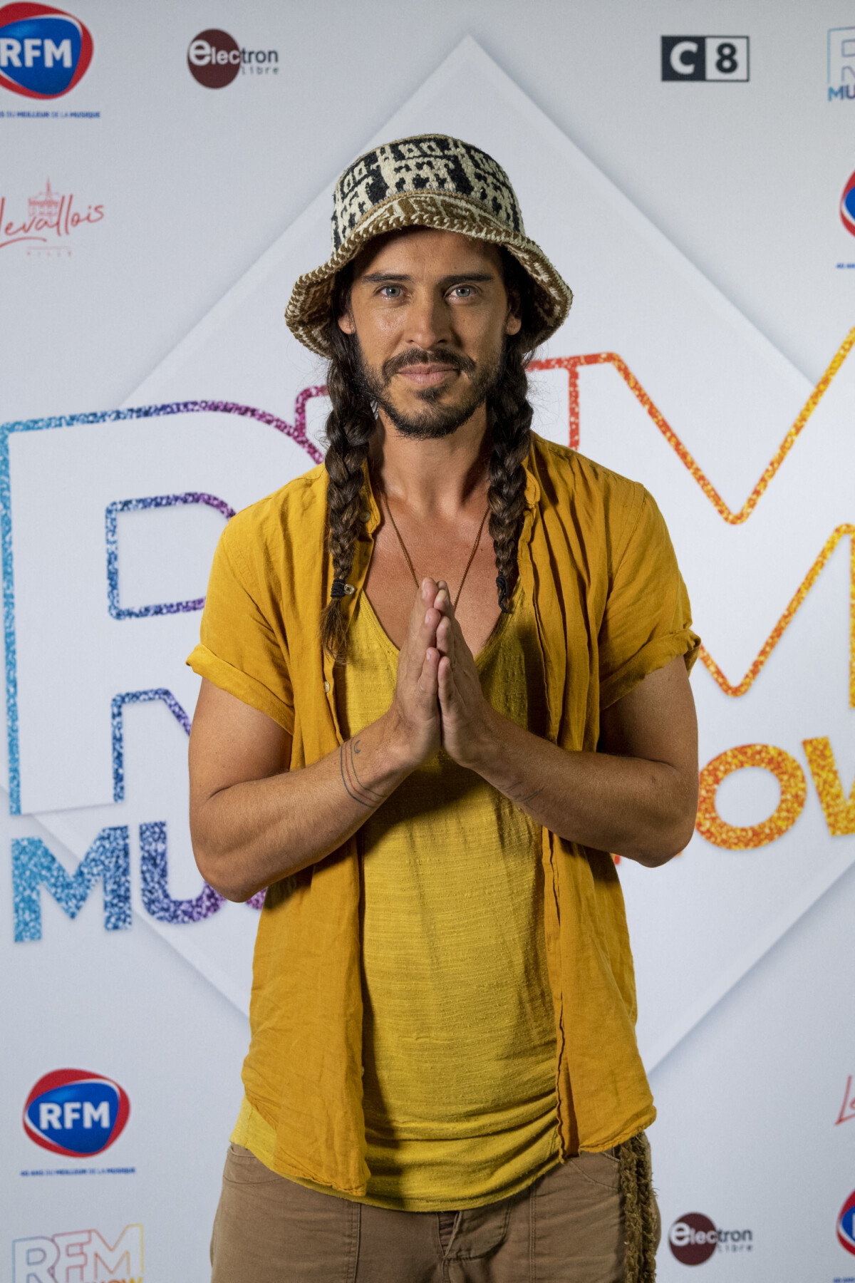 Photo : Flo Delavega - Photocall et Backstage de l'événement musical ...