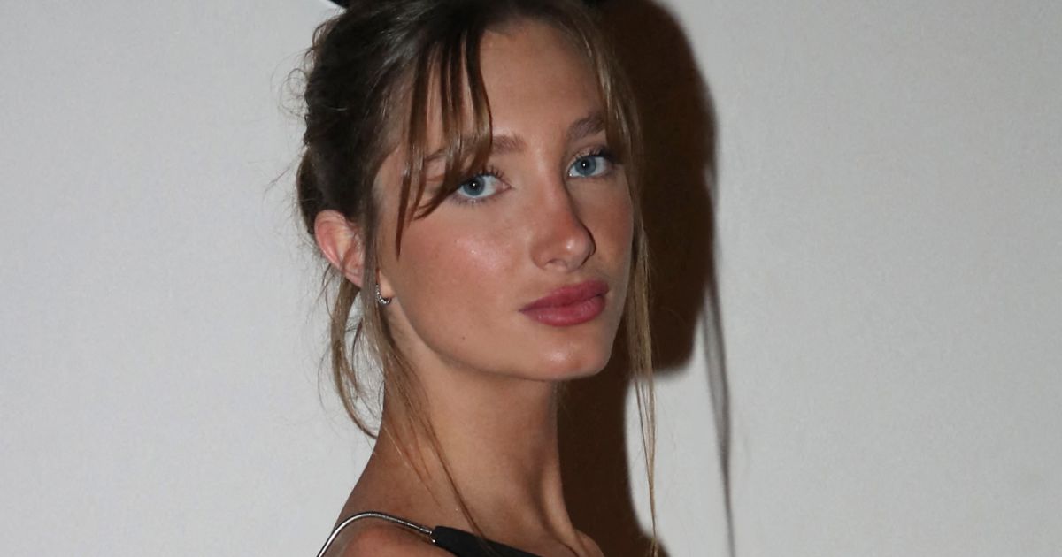 Mathilde Pinault : Cuissardes lacées et épaules nues, la sublime ...