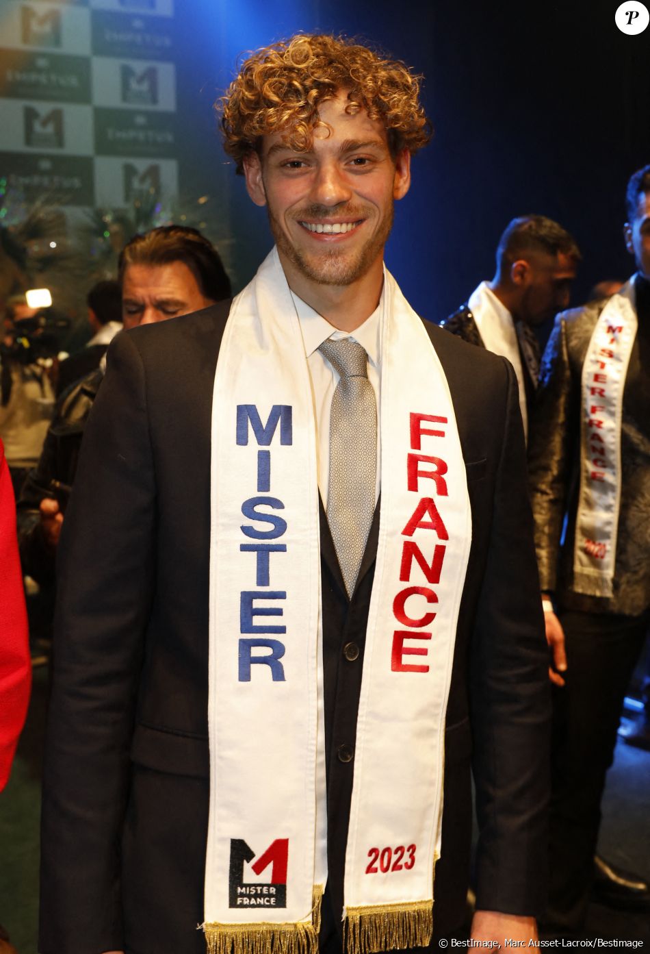 Lisandre Van Muylders Mister France 2023 - Élection Mister France 2023 Au théâtre de Poissy ...