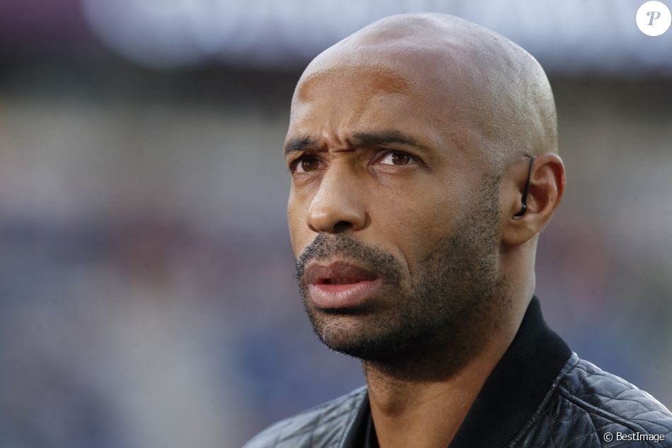 Thierry Henry - Match de football en ligue 1 Uber Eats entre le PSG et ...
