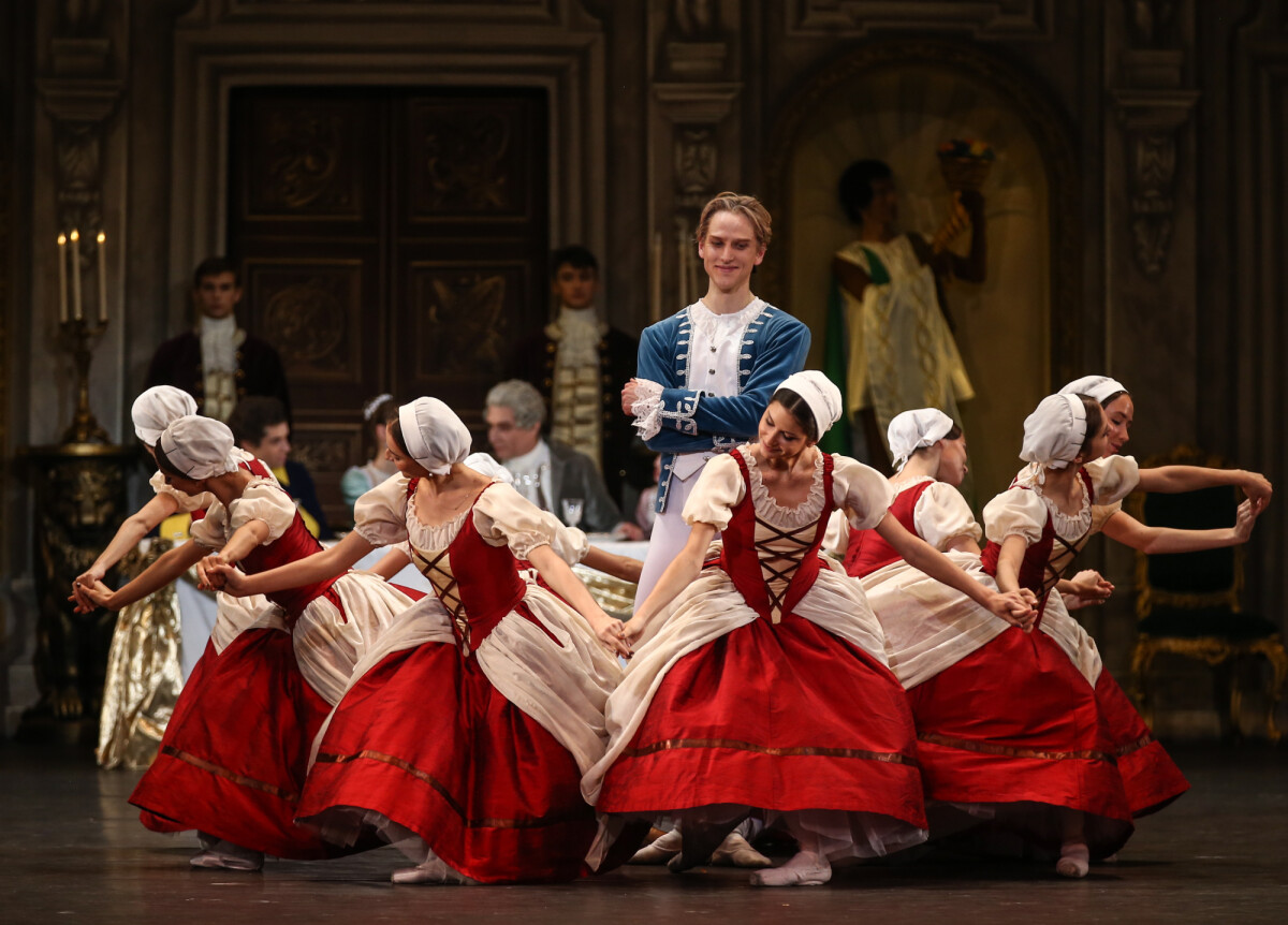 Photo : Sa femme, la danseuse étoile Ghislaine Thesmar, a annoncé la ...