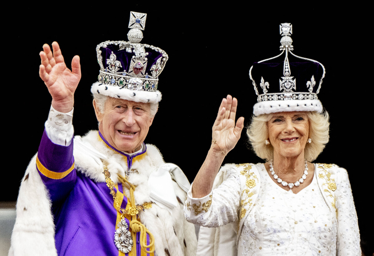 Photo : Depuis la mort de la reine Elizabeth II, son fils Charles est ...