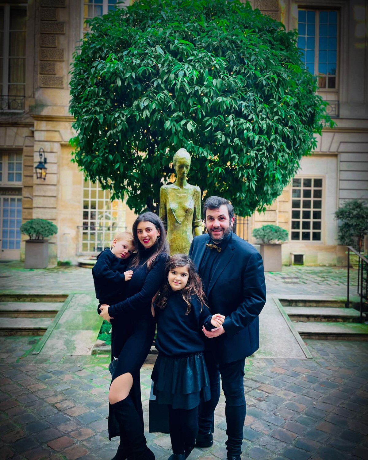 Vidéo : PHOTO Laurent Ournac marié il y a 9 ans, avant sa grande ...