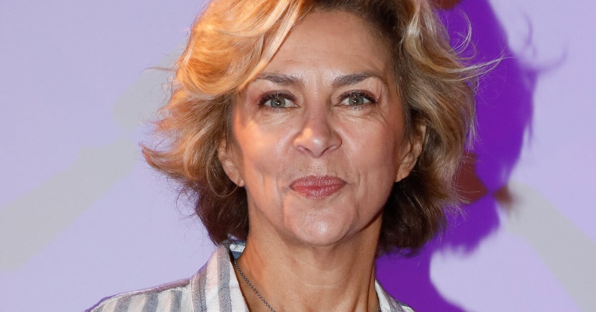 "Deux photos érotiques" : Corinne Touzet blessée, sa nouvelle ...