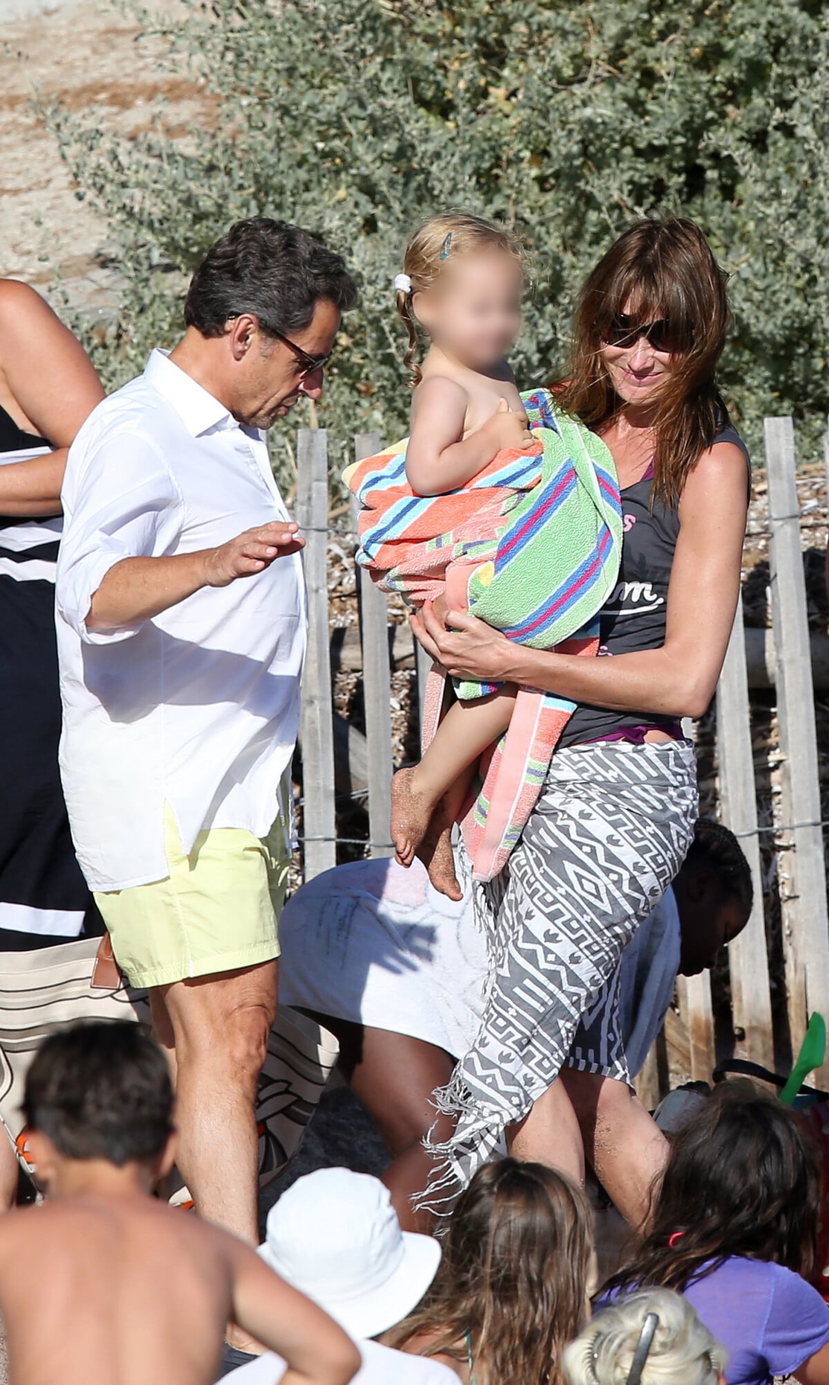 Photo : Un lieu unique et authentique Exclusive - Nicolas Sarkozy, avec ...