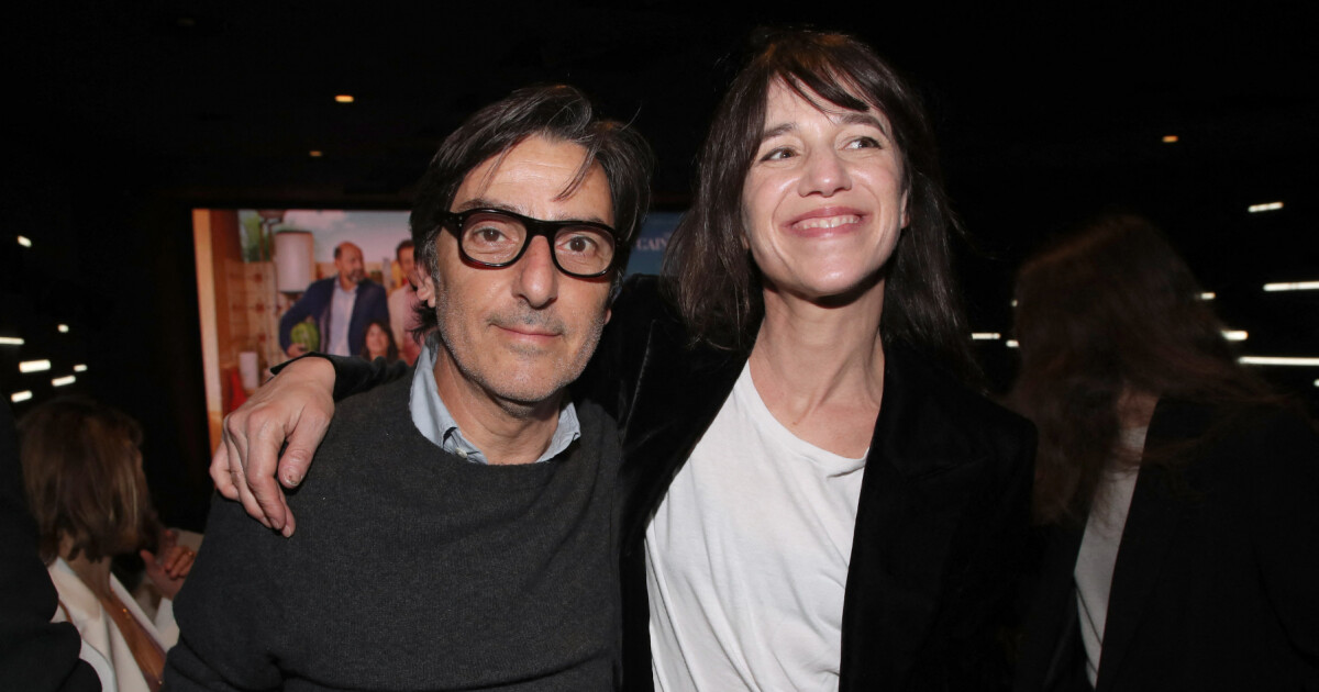 Charlotte Gainsbourg et Yvan Attal : leur très jeune Joe, Alice et Ben ...