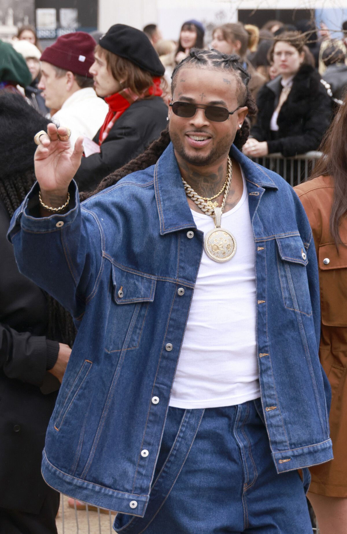 Photo : Le rappeur Kalash - Défilé Off-White femme automne-hiver 2024 ...