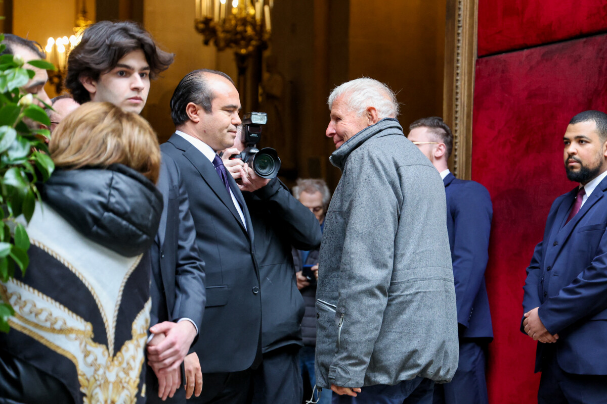 Photo : Saïd Kasmi-Mitterrand (fils du défunt), Patrick Poivre d'Arvor ...