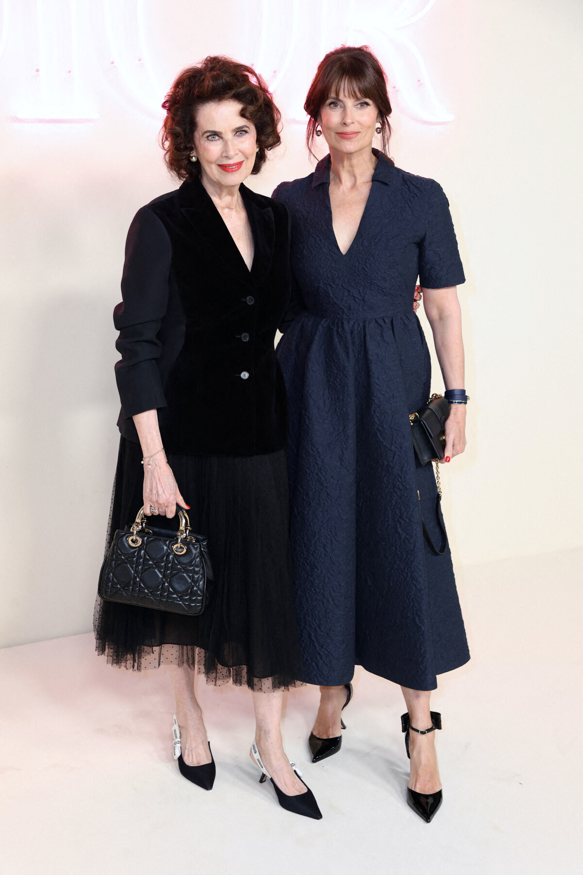 Photo : Dayle Haddon et sa fille - Défilé Automne-Hiver 2024/2025 ...