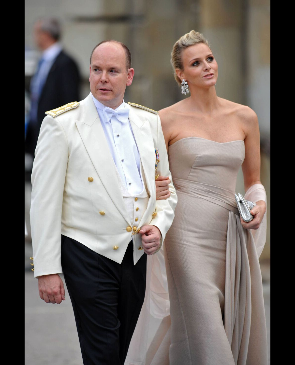 Photo : Charlene Wittstock au bras du prince, toujours élégante dans ...