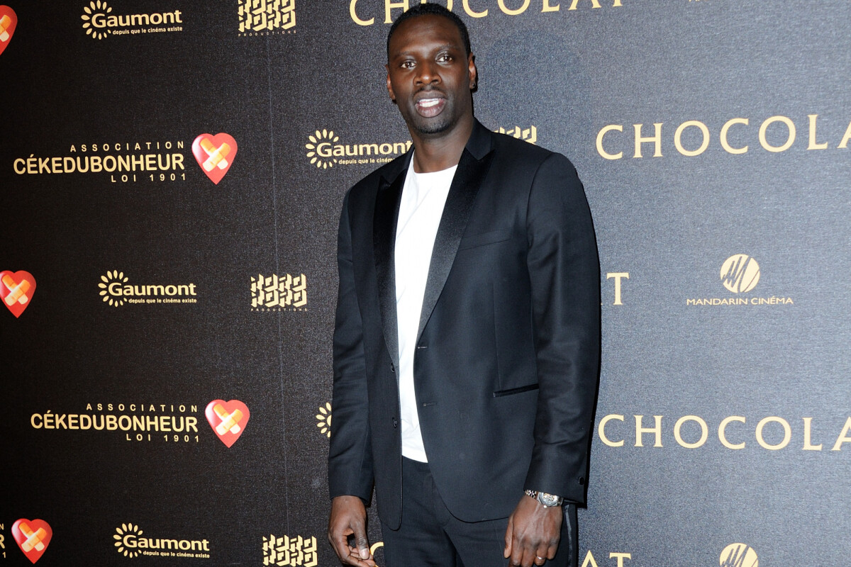 Photo : Omar Sy assiste a l'avant-premiere du film 'Chocolat' avec l ...