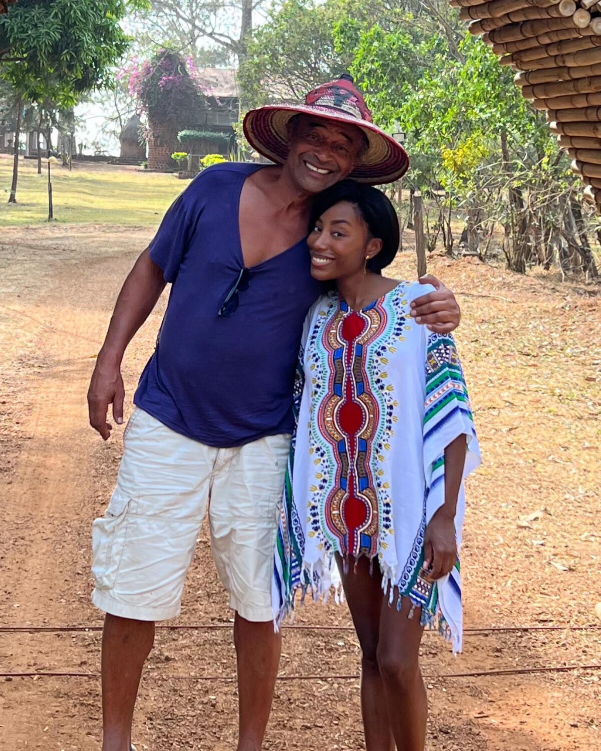 Photo : Et il est désormais en couple avec Malika ! - Purepeople