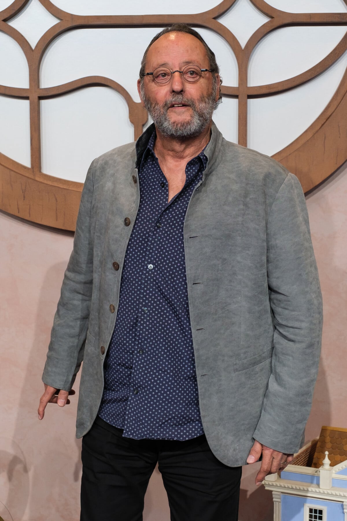 Photo : Jean Reno - Photocall de la série "A private matter" à Madrid ...