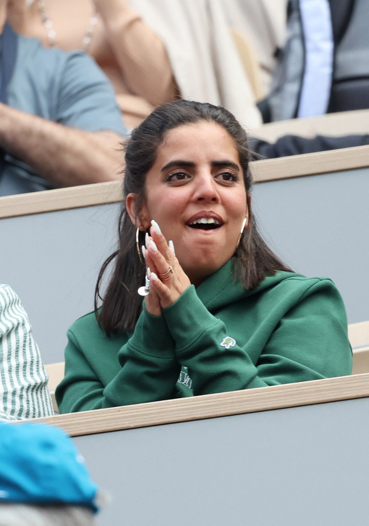Photo : Inès Reg (Inès Reghioua) dans les tribunes des Internationaux ...