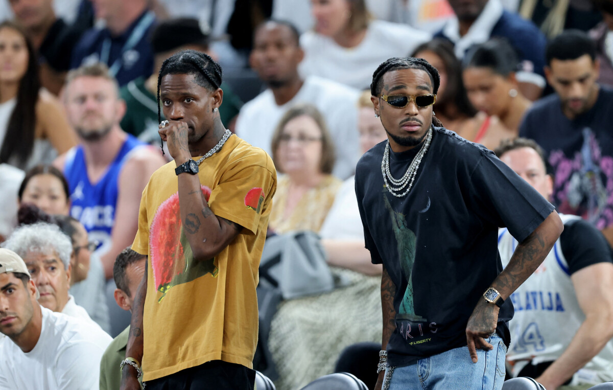 Photo : Travis Scott et Quavo- Les célébrités en tribunes pendant l ...