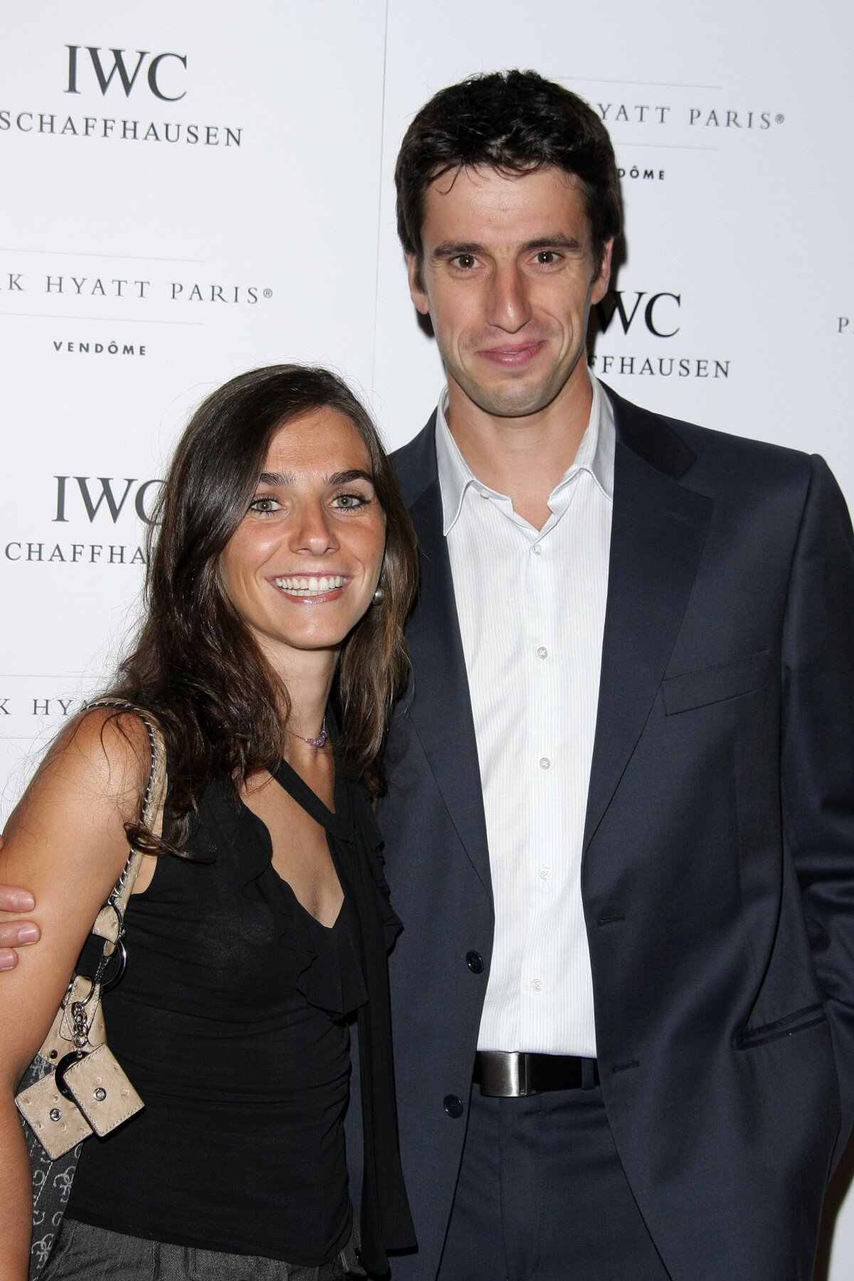 Photo : Il excelle toutefois dans un autre domaine Tony Estanguet et sa compagne - Purepeople