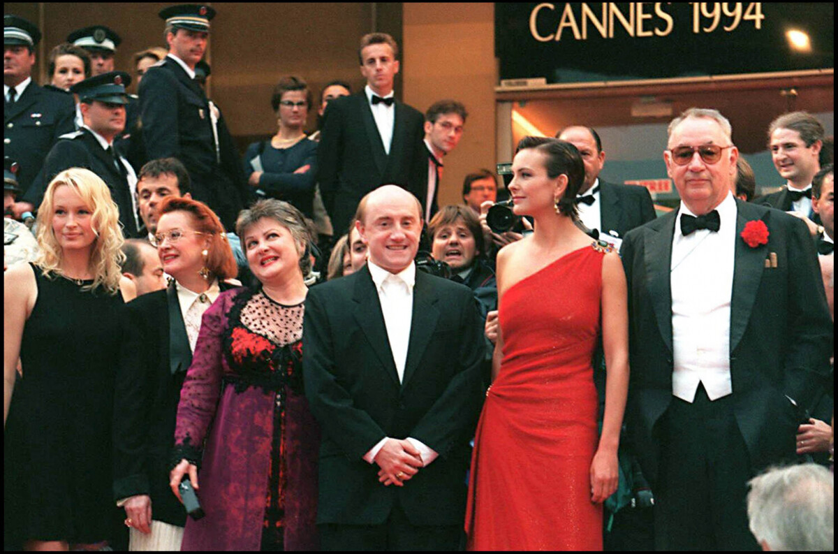Photo : Estelle Lefébure, Dominique Lavanant, Josiane Balasko, Michel ...