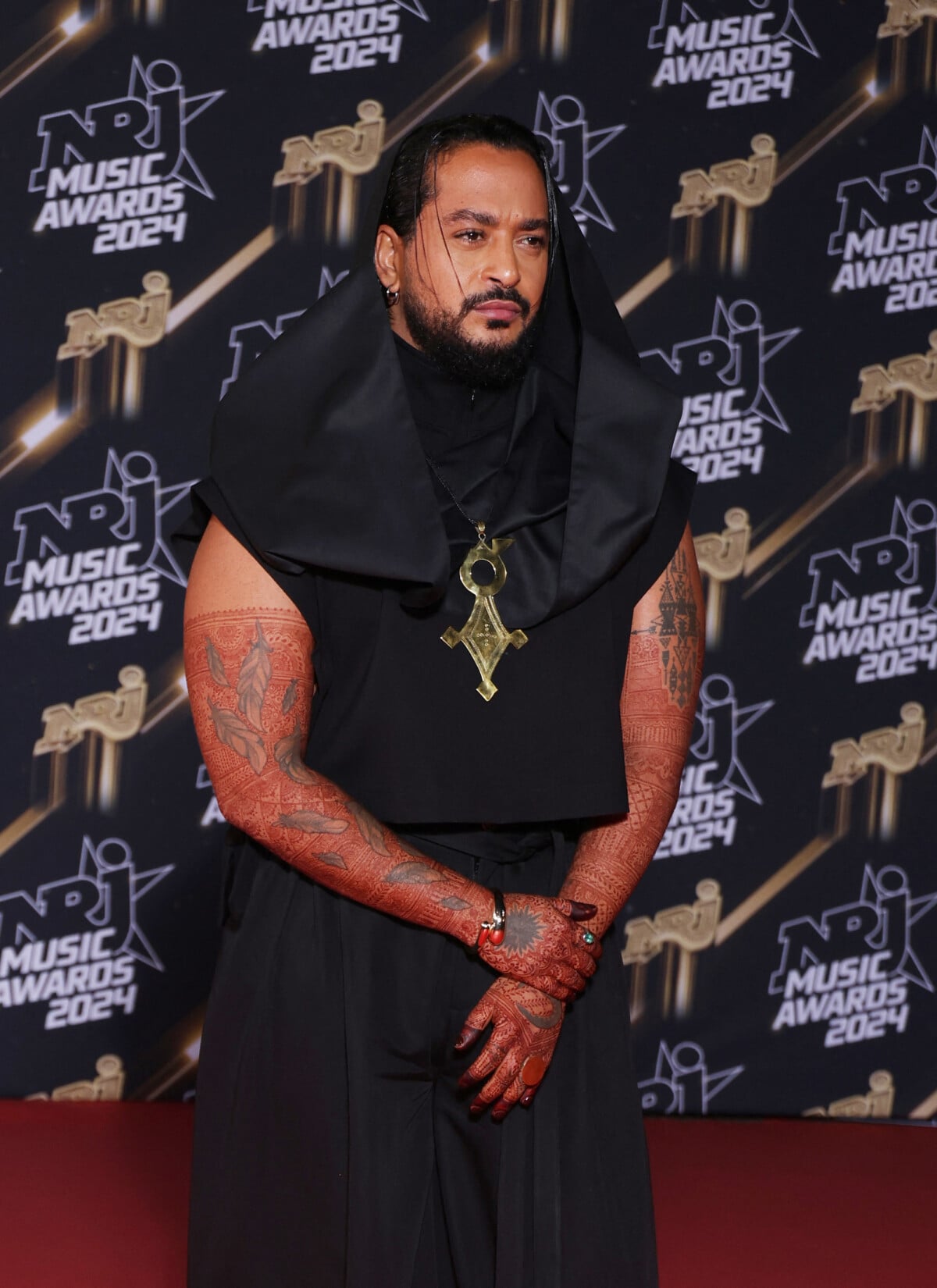 Vidéo : Slimane honoré et bouleversé aux NRJ Music Awards : l'amour et ...