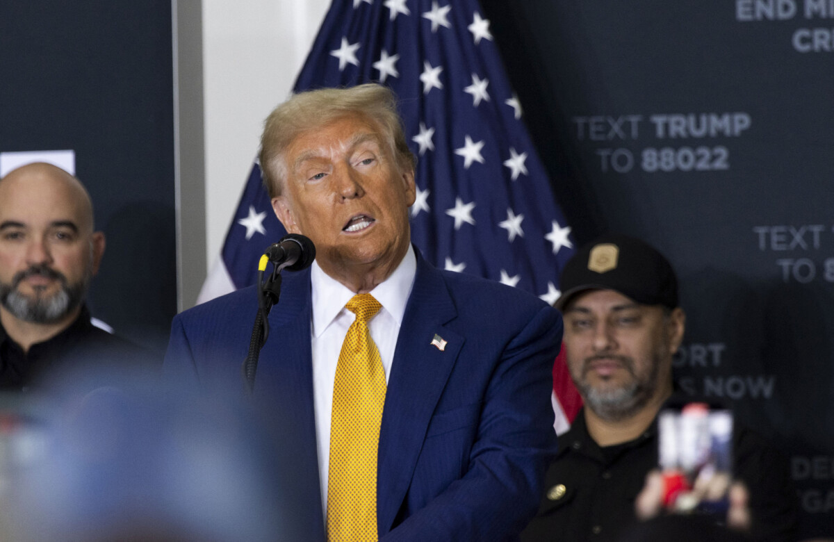 Photo : Donald Trump le 25 octobre 2024 à Austin. - Purepeople