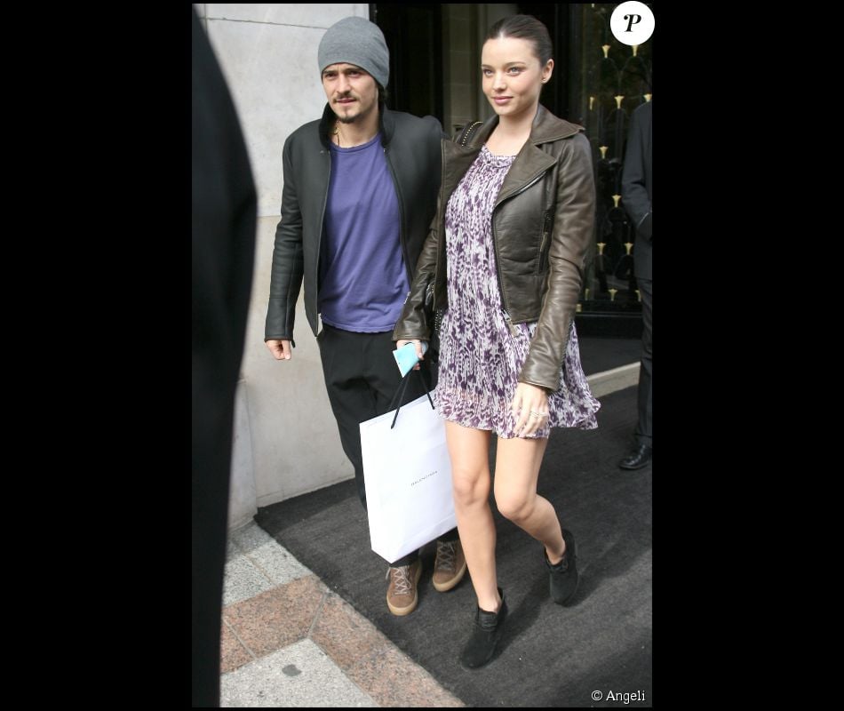 Miranda Kerr et son mari Orlando Bloom à Paris, le 30 septembre 2010 ...